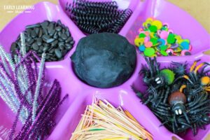 Simple Spider Themed Activities for Preschoolers